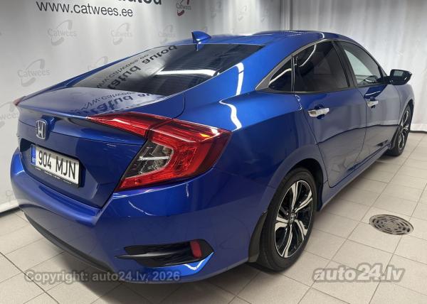 Blue Honda Civic 2019 in Tallinn, with an engine capacity of 1.50 L and mileage of 80 thousand km for 17400 €, photo 4 on AUTOMOTO.COM.LV