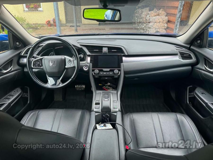 Zils Honda Civic 2019 Tallina, ar dzinēja tilpumu 1.60 L un nobraukumu 118 tūkst. km par 15000 €, foto 18 vietnē AUTOMOTO.COM.LV