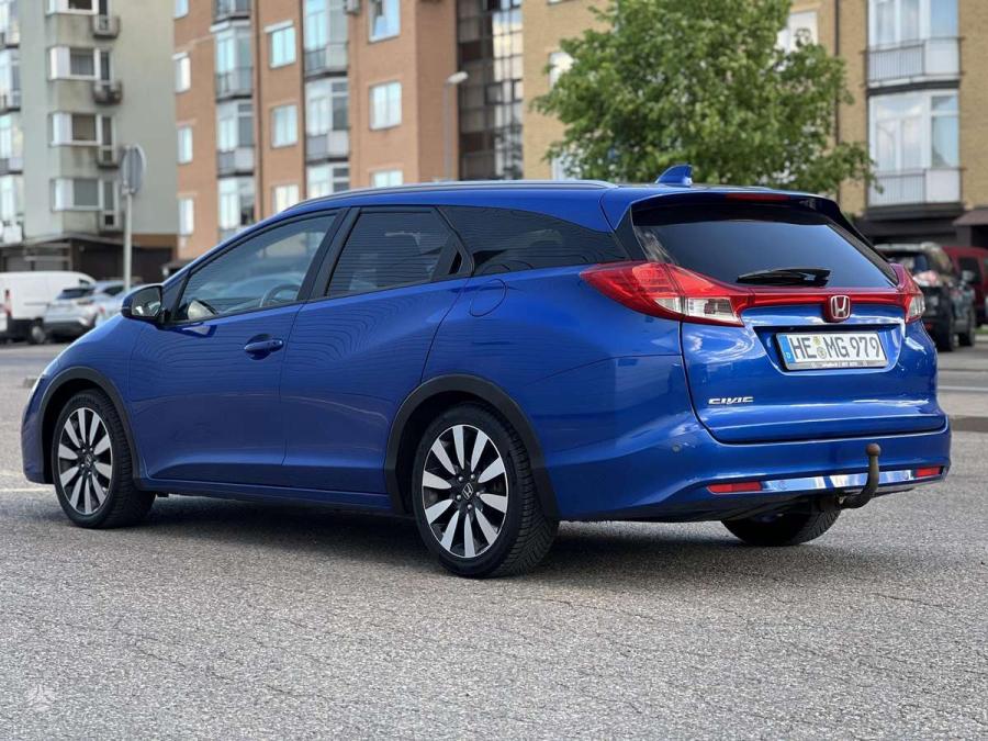Zils Honda Civic 2015 Viļņa, ar dzinēja tilpumu 1.60 L un nobraukumu 299 tūkst. km par 5599 €, foto 7 vietnē AUTOMOTO.COM.LV