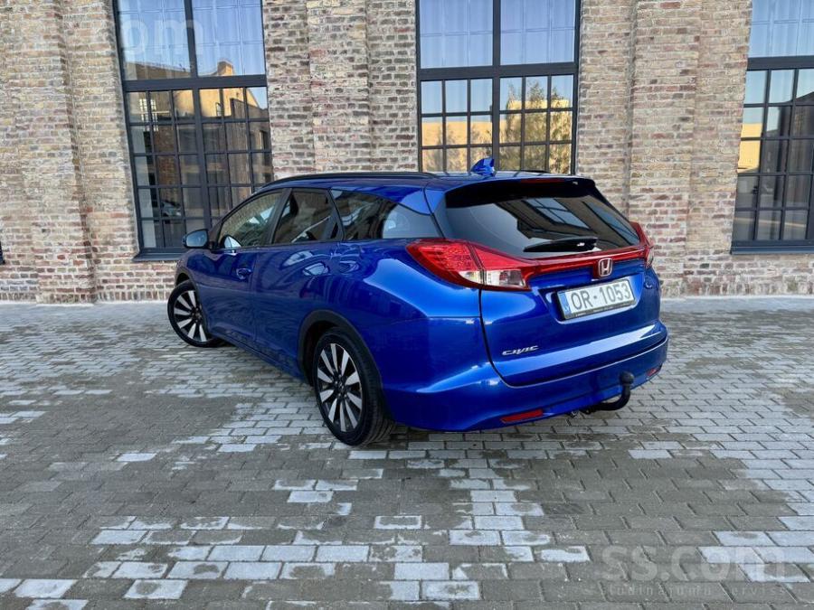 Zils Honda Civic 2016 Rīga, ar dzinēja tilpumu 1.60 L un nobraukumu 245 tūkst. km par 7300 €, foto 4 vietnē AUTOMOTO.COM.LV