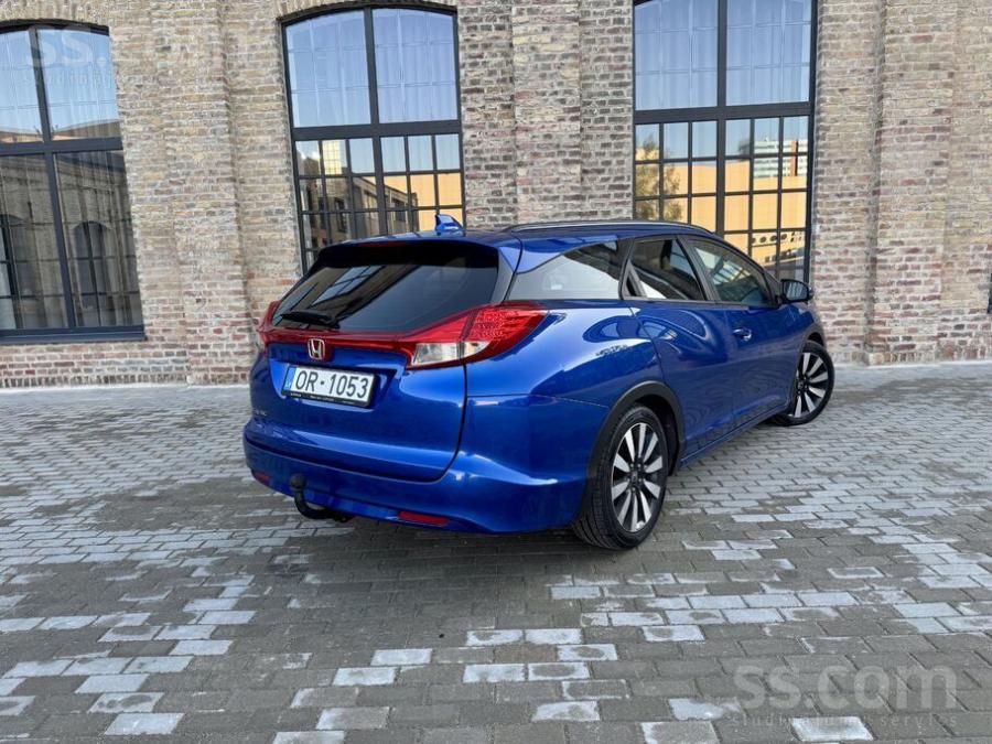 Zils Honda Civic 2016 Rīga, ar dzinēja tilpumu 1.60 L un nobraukumu 245 tūkst. km par 7300 €, foto 5 vietnē AUTOMOTO.COM.LV
