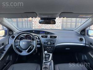 Zils Honda Civic 2016 Rīga, ar dzinēja tilpumu 1.60 L un nobraukumu 245 tūkst. km par 7300 €, foto 8 vietnē AUTOMOTO.COM.LV