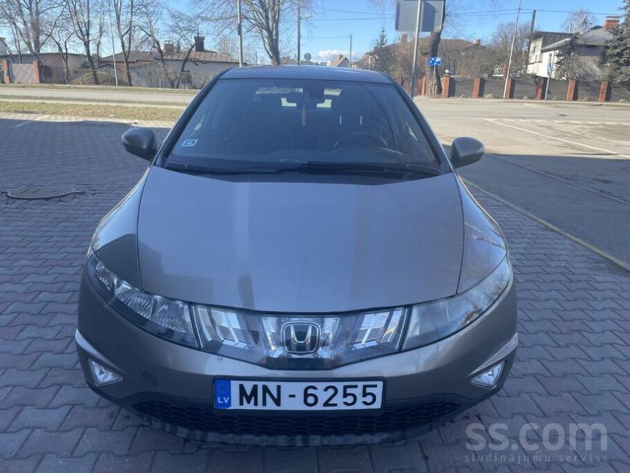 Brūns Honda Civic 2006 Ogre, ar dzinēja tilpumu 2.20 L un nobraukumu 265 tūkst. km par 1200 €, foto 2 vietnē AUTOMOTO.COM.LV