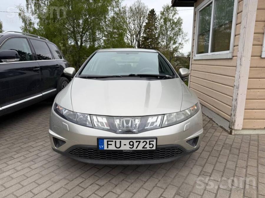 Brūns Honda Civic 2006 Rīga, ar dzinēja tilpumu 1.40 L un nobraukumu 179 tūkst. km par 2000 €, foto 5 vietnē AUTOMOTO.COM.LV