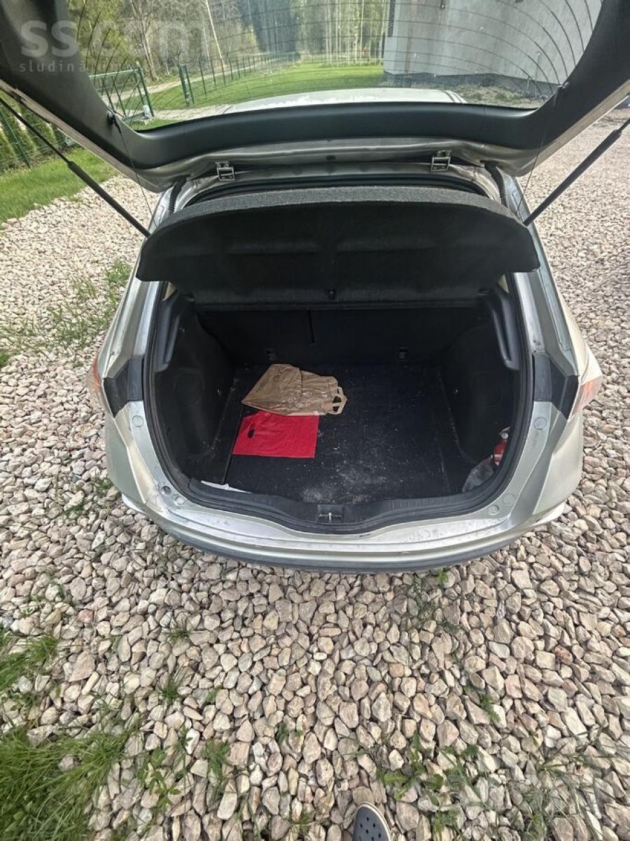 Brūns Honda Civic 2006 Rīga, ar dzinēja tilpumu 1.80 L un nobraukumu 152 tūkst. km par 2100 €, foto 10 vietnē AUTOMOTO.COM.LV