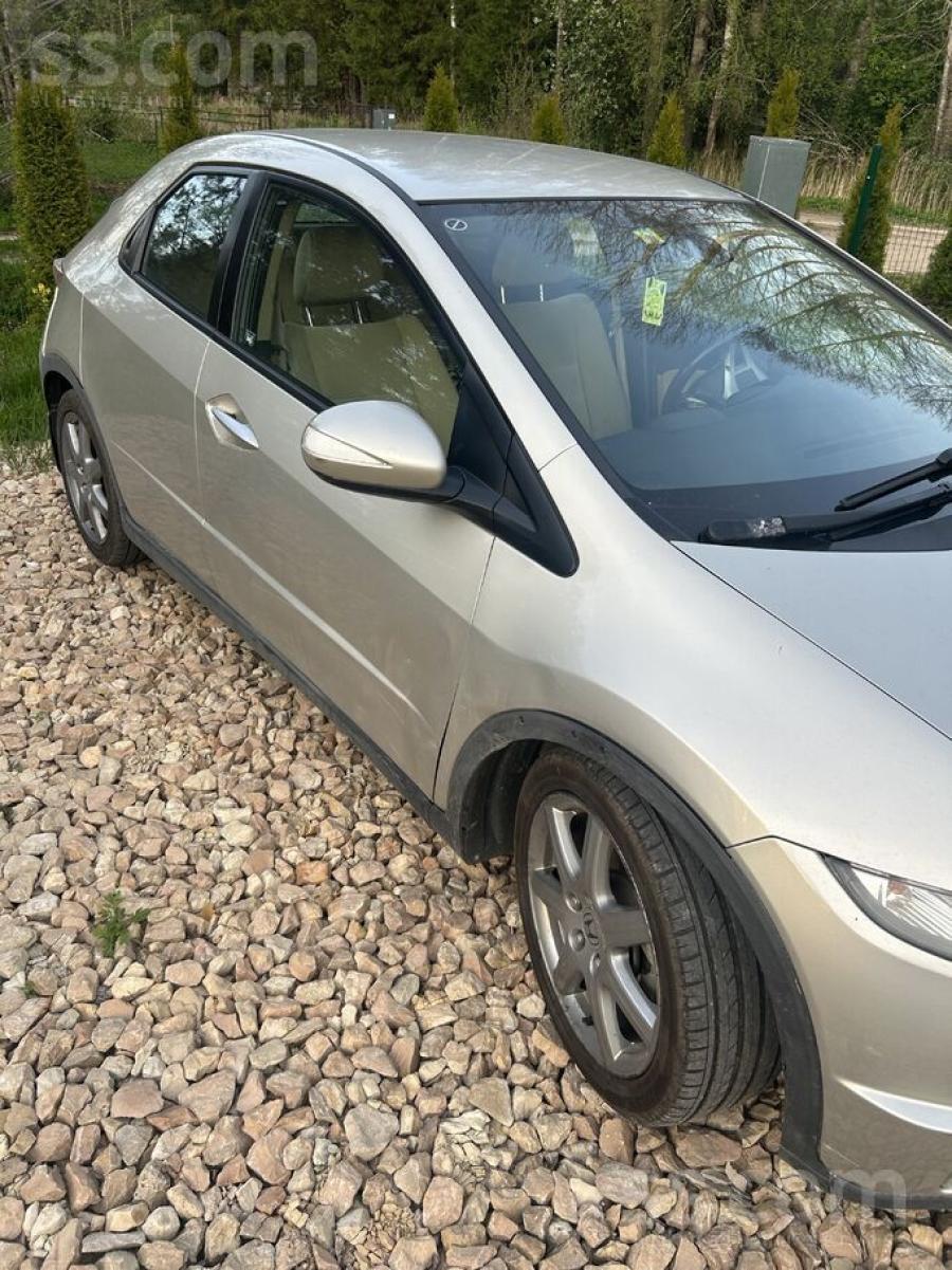 Brūns Honda Civic 2006 Rīga, ar dzinēja tilpumu 1.80 L un nobraukumu 152 tūkst. km par 2100 €, foto 11 vietnē AUTOMOTO.COM.LV