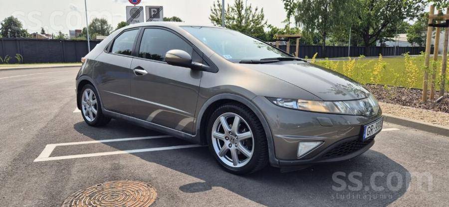 Brūns Honda Civic 2007 Rīga, ar dzinēja tilpumu 1.80 L un nobraukumu 81 tūkst. km par 6200 €, foto 2 vietnē AUTOMOTO.COM.LV