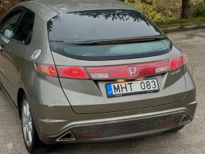 Brūns Honda Civic 2007 Viļņa, ar dzinēja tilpumu 1.80 L un nobraukumu 226 tūkst. km par 2250 €, foto 10 vietnē AUTOMOTO.COM.LV