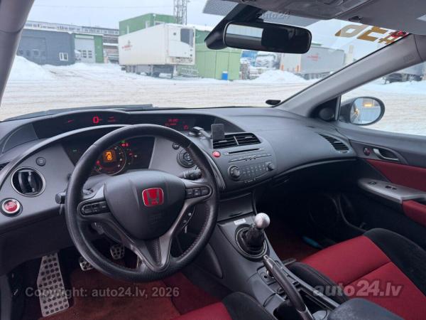 Brūns Honda Civic 2007 Tartu, ar dzinēja tilpumu 2.00 L un nobraukumu 211 tūkst. km par 6500 €, foto 10 vietnē AUTOMOTO.COM.LV