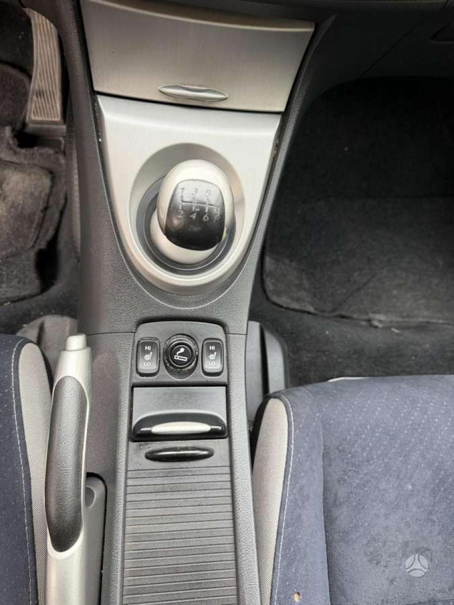 Brūns Honda Civic 2007 Viļņa, ar dzinēja tilpumu 1.80 L un nobraukumu 236 tūkst. km par 800 €, foto 20 vietnē AUTOMOTO.COM.LV