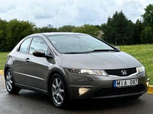 Brown Honda Civic 2007 in Kaunas, with an engine capacity of 2.20 L and mileage of 282 thousand km for 3000 €, photo  on AUTOMOTO.COM.LV