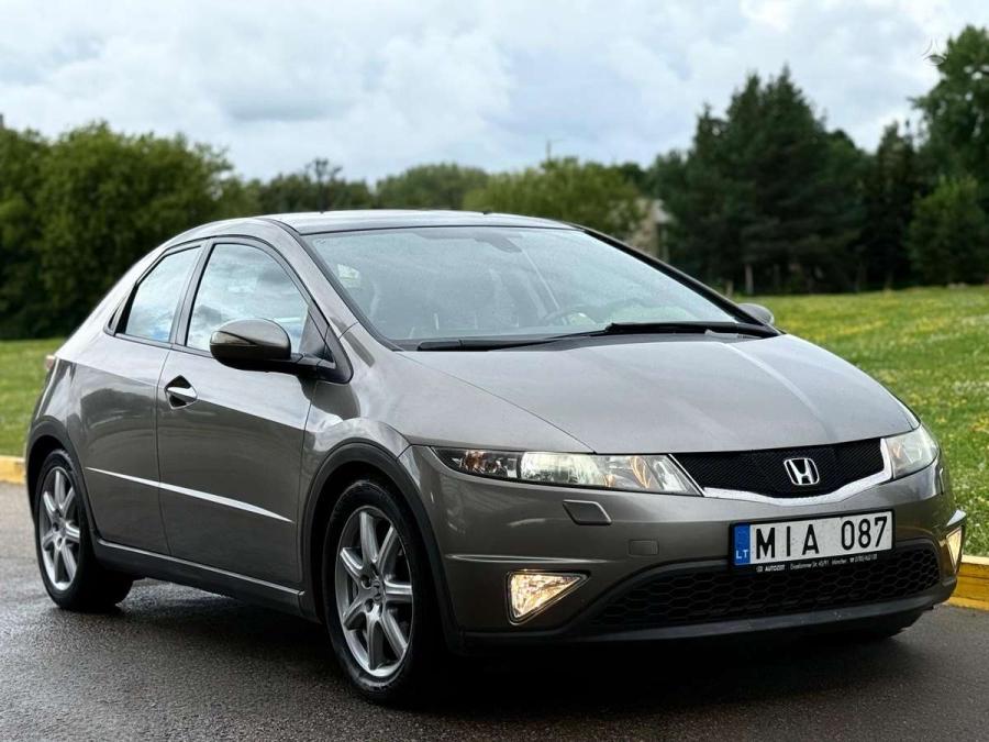 Brūns Honda Civic 2007 Kauņa, ar dzinēja tilpumu 2.20 L un nobraukumu 282 tūkst. km par 3000 €, foto 1 vietnē AUTOMOTO.COM.LV