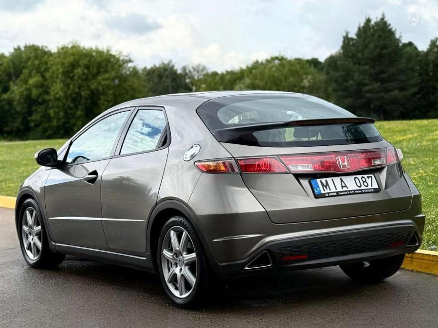 Brūns Honda Civic 2007 Kauņa, ar dzinēja tilpumu 2.20 L un nobraukumu 282 tūkst. km par 3000 €, foto 5 vietnē AUTOMOTO.COM.LV