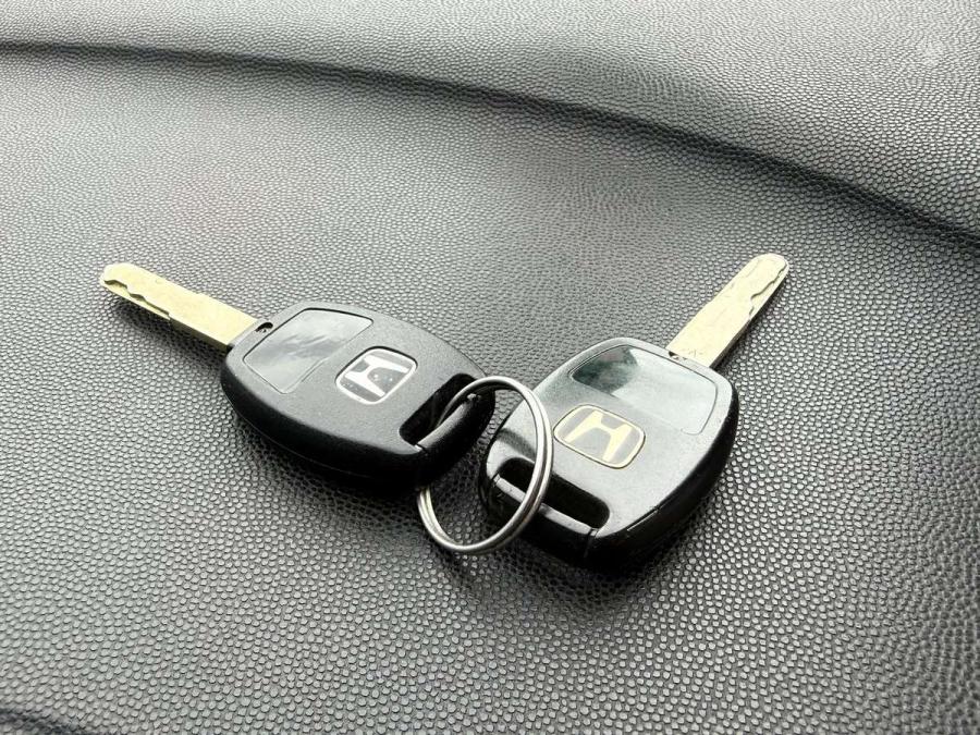 Brūns Honda Civic 2007 Kauņa, ar dzinēja tilpumu 2.20 L un nobraukumu 282 tūkst. km par 3000 €, foto 24 vietnē AUTOMOTO.COM.LV