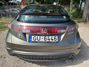 Brūns Honda Civic 2007 Rīga, ar dzinēja tilpumu 1.80 L un nobraukumu 232 tūkst. km par 790 €, foto 5 vietnē AUTOMOTO.COM.LV