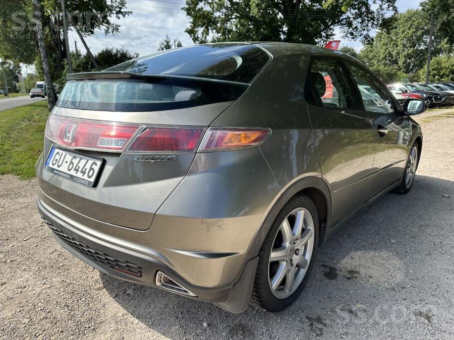 Brūns Honda Civic 2007 Rīga, ar dzinēja tilpumu 1.80 L un nobraukumu 232 tūkst. km par 790 €, foto 6 vietnē AUTOMOTO.COM.LV