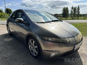 Brūns Honda Civic 2007 Rīga, ar dzinēja tilpumu 1.80 L un nobraukumu 232 tūkst. km par 790 €, foto 8 vietnē AUTOMOTO.COM.LV