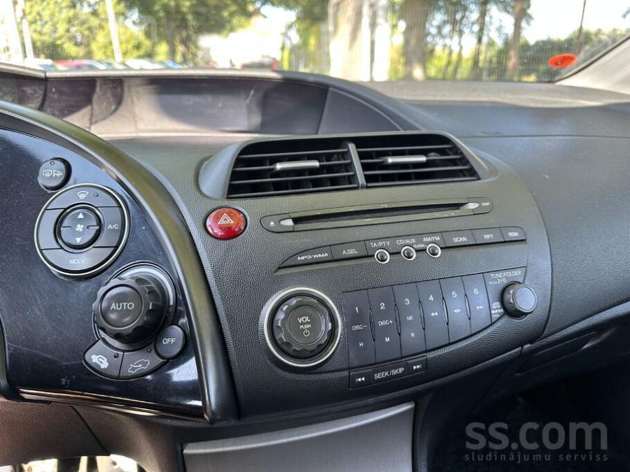 Brūns Honda Civic 2007 Rīga, ar dzinēja tilpumu 1.80 L un nobraukumu 232 tūkst. km par 790 €, foto 24 vietnē AUTOMOTO.COM.LV