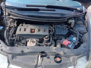 Brūns Honda Civic 2007 Rīga, ar dzinēja tilpumu 1.80 L un nobraukumu 95 tūkst. km par 3000 €, foto 5 vietnē AUTOMOTO.COM.LV