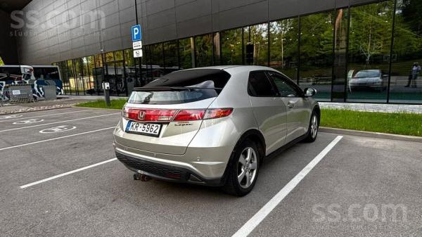 Brūns Honda Civic 2008 Ogre, ar dzinēja tilpumu 1.40 L un nobraukumu 165 tūkst. km par 1850 €, foto 4 vietnē AUTOMOTO.COM.LV