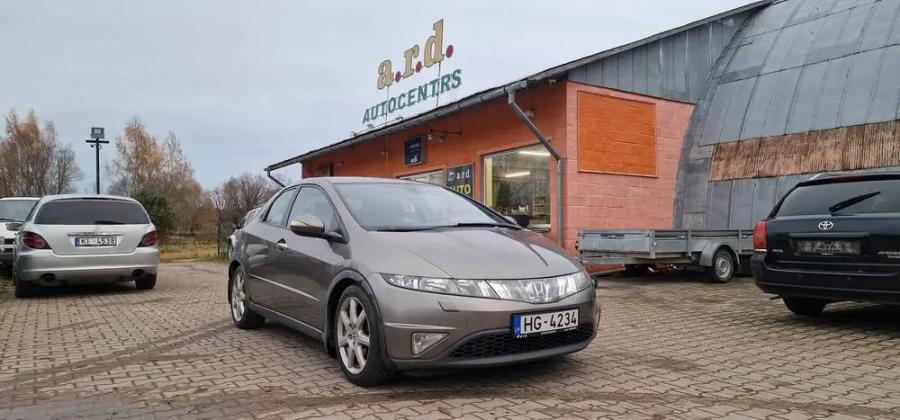 Brūns Honda Civic 2008 Valmiera, ar dzinēja tilpumu 1.80 L un nobraukumu 153 tūkst. km par 2200 €, foto 1 vietnē AUTOMOTO.COM.LV
