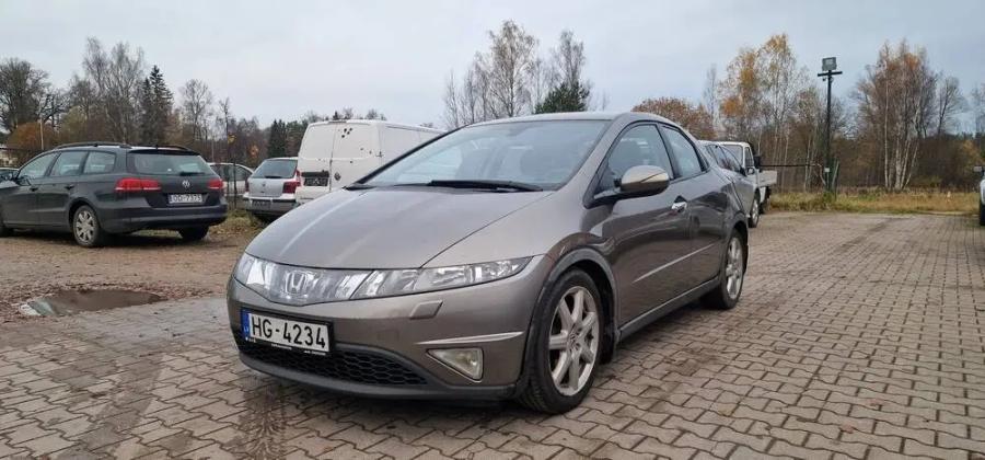 Brūns Honda Civic 2008 Valmiera, ar dzinēja tilpumu 1.80 L un nobraukumu 153 tūkst. km par 2200 €, foto 7 vietnē AUTOMOTO.COM.LV