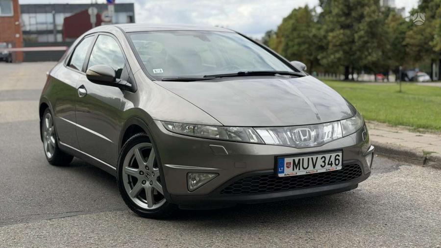 Brūns Honda Civic 2008 Viļņa, ar dzinēja tilpumu 1.80 L un nobraukumu 180 tūkst. km par 3350 €, foto 1 vietnē AUTOMOTO.COM.LV