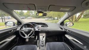 Brūns Honda Civic 2008 Viļņa, ar dzinēja tilpumu 1.80 L un nobraukumu 180 tūkst. km par 2950 €, foto 15 vietnē AUTOMOTO.COM.LV