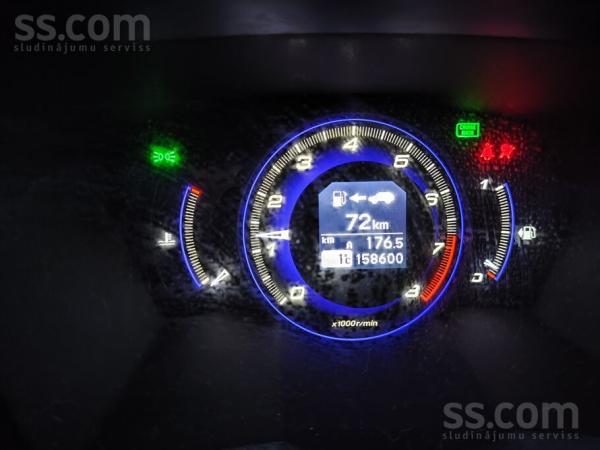 Brūns Honda Civic 2008 Valmiera, ar dzinēja tilpumu 1.80 L un nobraukumu 159 tūkst. km par 1000 €, foto 5 vietnē AUTOMOTO.COM.LV