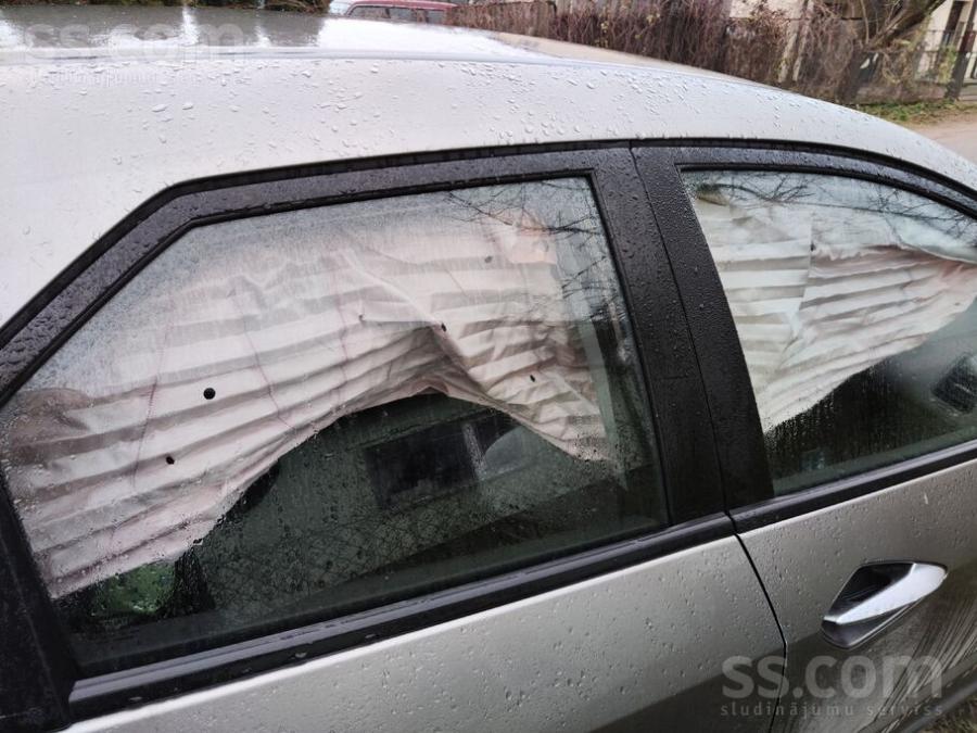 Brūns Honda Civic 2008 Valmiera, ar dzinēja tilpumu 1.80 L un nobraukumu 159 tūkst. km par 1000 €, foto 8 vietnē AUTOMOTO.COM.LV