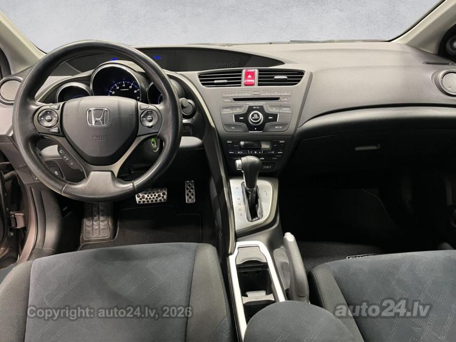 Brūns Honda Civic 2013 Tallina, ar dzinēja tilpumu 1.80 L un nobraukumu 110 tūkst. km par 7900 €, foto 10 vietnē AUTOMOTO.COM.LV