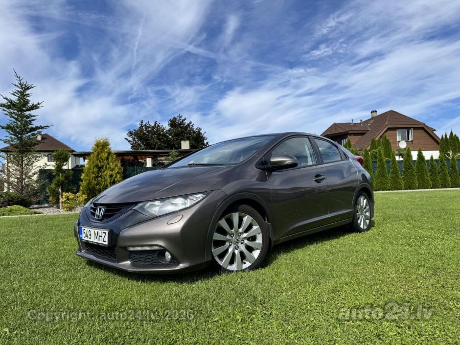Brown Honda Civic 2013 in Tallinn, with an engine capacity of 1.80 L and mileage of 145 thousand km for 7200 €, photo 1 on AUTOMOTO.COM.LV