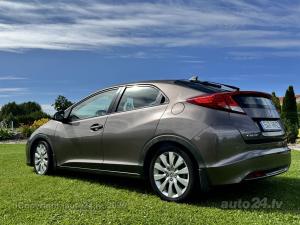 Brown Honda Civic 2013 in Tallinn, with an engine capacity of 1.80 L and mileage of 145 thousand km for 7200 €, photo 3 on AUTOMOTO.COM.LV
