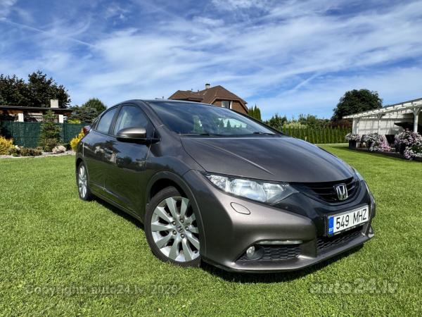 Brown Honda Civic 2013 in Tallinn, with an engine capacity of 1.80 L and mileage of 145 thousand km for 7200 €, photo 5 on AUTOMOTO.COM.LV