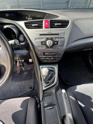 Brūns Honda Civic 2013 Utena, ar dzinēja tilpumu 1.60 L un nobraukumu 280 tūkst. km par 4440 €, foto 12 vietnē AUTOMOTO.COM.LV