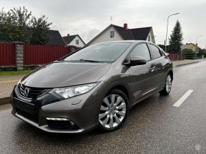 Brown Honda Civic 2013 in Ukmerge, with an engine capacity of 1.60 L and mileage of 228 thousand km for 4250 €, photo  on AUTOMOTO.COM.LV