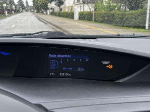 Brown Honda Civic 2013 in Ukmerge, with an engine capacity of 1.60 L and mileage of 228 thousand km for 4250 €, photo 27 on AUTOMOTO.COM.LV