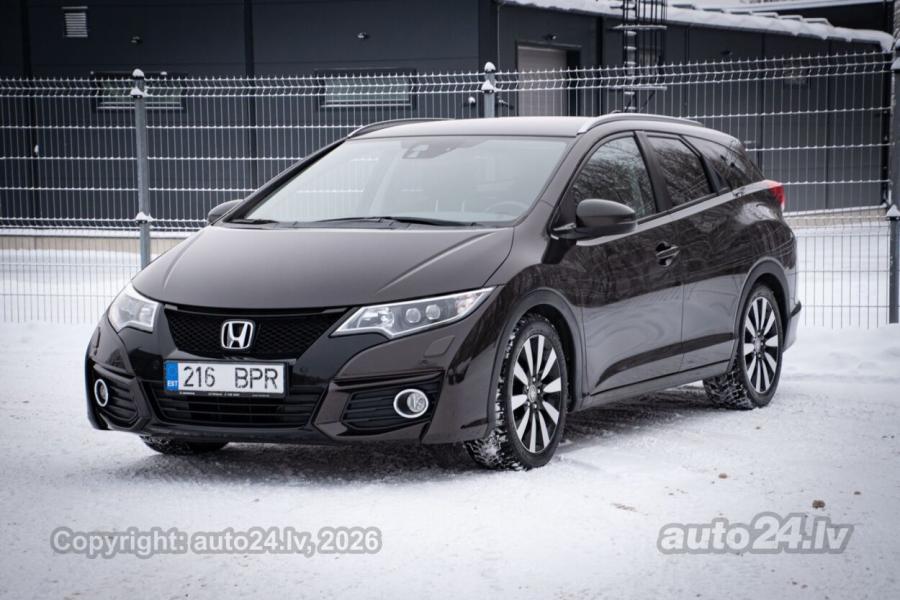 Brūns Honda Civic 2015 Tallina, ar dzinēja tilpumu 1.80 L un nobraukumu 162 tūkst. km par 10900 €, foto 1 vietnē AUTOMOTO.COM.LV
