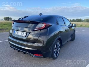 Brown Honda Civic 2016 in Bauska, with an engine capacity of 1.80 L and mileage of 179 thousand km for 8000 €, photo 3 on AUTOMOTO.COM.LV