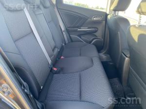 Brown Honda Civic 2016 in Bauska, with an engine capacity of 1.80 L and mileage of 179 thousand km for 8000 €, photo 9 on AUTOMOTO.COM.LV