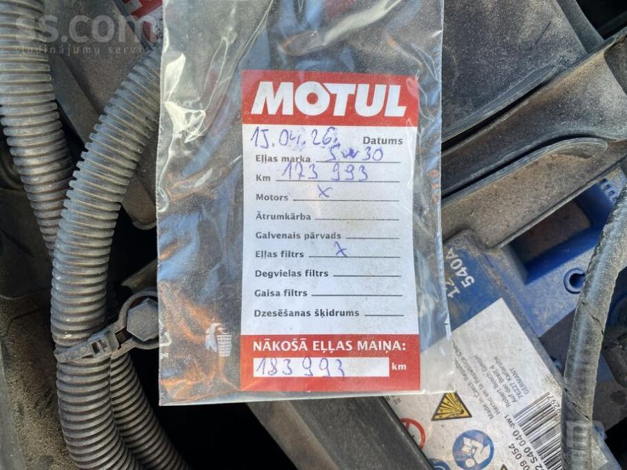 Brown Honda Civic 2016 in Bauska, with an engine capacity of 1.80 L and mileage of 179 thousand km for 8000 €, photo 15 on AUTOMOTO.COM.LV