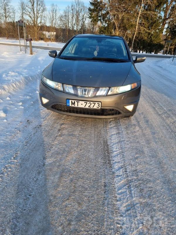 Brūns Honda Civic 2006 Valmiera, ar dzinēja tilpumu 2.20 L un nobraukumu 308 tūkst. km par 2800 €, foto 2 vietnē AUTOMOTO.COM.LV