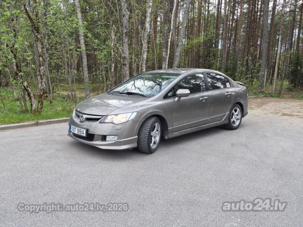 Brūns Honda Civic 2008 Tallina, ar dzinēja tilpumu 1.80 L un nobraukumu 316 tūkst. km par 999 €, foto 3 vietnē AUTOMOTO.COM.LV