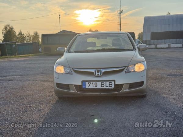 Brūns Honda Civic 2009 Tallina, ar dzinēja tilpumu 1.80 L un nobraukumu 243 tūkst. km par 700 €, foto 3 vietnē AUTOMOTO.COM.LV