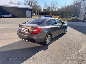 Brūns Honda Civic 2012 Tallina, ar dzinēja tilpumu 1.80 L un nobraukumu 138 tūkst. km par 7990 €, foto 7 vietnē AUTOMOTO.COM.LV