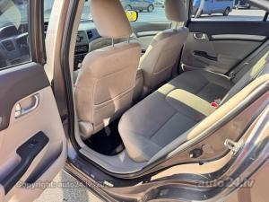 Brūns Honda Civic 2012 Tallina, ar dzinēja tilpumu 1.80 L un nobraukumu 138 tūkst. km par 7990 €, foto 12 vietnē AUTOMOTO.COM.LV