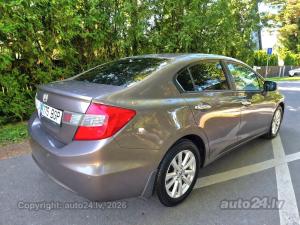 Коричневый Хонда Цивик 2012 в Таллин, объемом двигателя 1.80 л и пробегом 191 тыс. км за 6800 €, фото 4 на AUTOMOTO.COM.LV