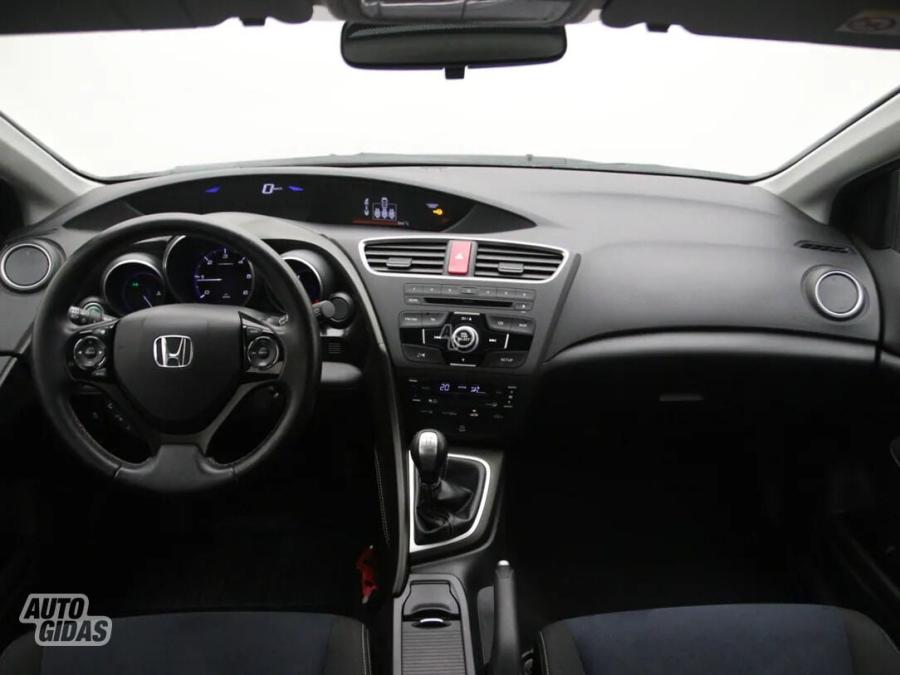 Brown Honda Civic 2014 in Vilnius, with an engine capacity of 1.60 L and mileage of 91 thousand km for 7799 €, photo 3 on AUTOMOTO.COM.LV