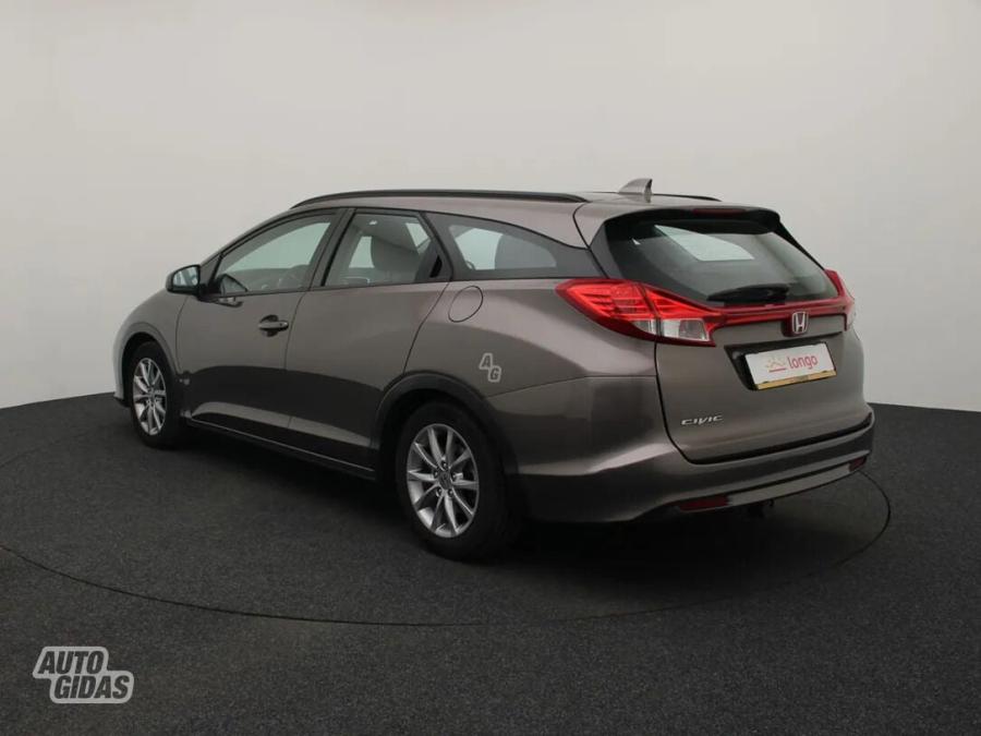 Brown Honda Civic 2014 in Vilnius, with an engine capacity of 1.60 L and mileage of 91 thousand km for 7799 €, photo 8 on AUTOMOTO.COM.LV