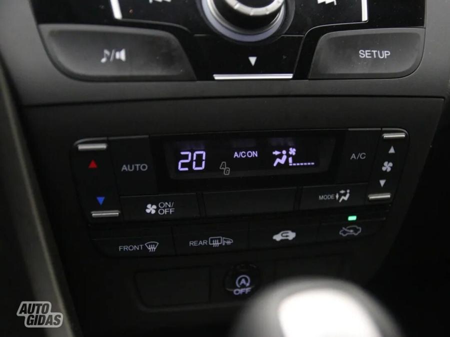 Brown Honda Civic 2014 in Vilnius, with an engine capacity of 1.60 L and mileage of 91 thousand km for 7799 €, photo 21 on AUTOMOTO.COM.LV